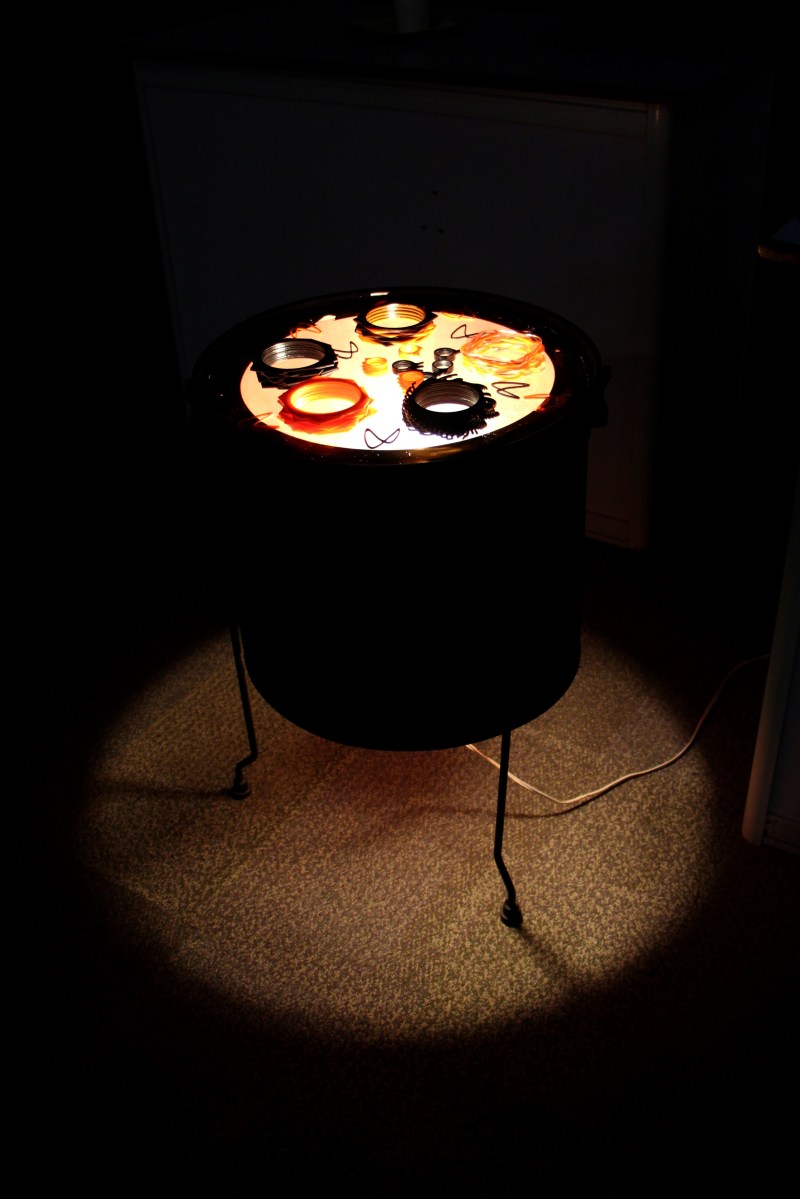 floor tom side table + accent light – DesignAware