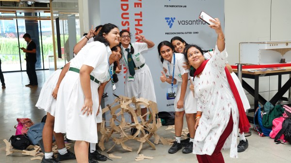 FLOCK 5.0 // Crowdsourced interlocking assemblies – DesignAware